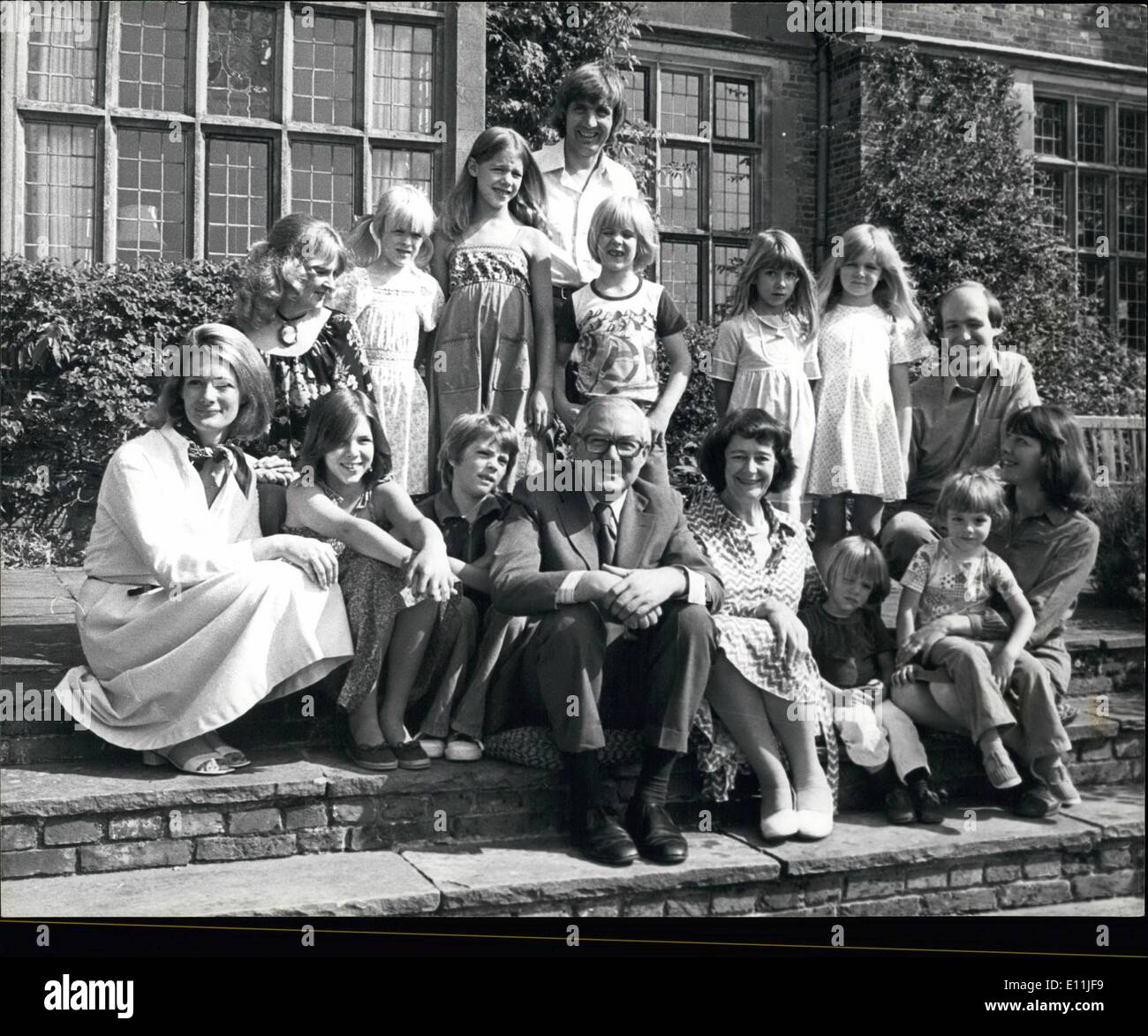 Links rechts hintere reihe jenny callaghan schwiegertochter heiratete ...