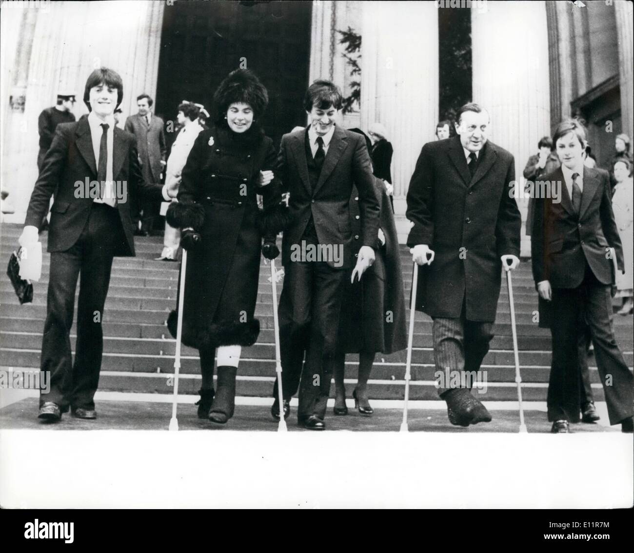 Lord brabourne and timothy knatchbull -Fotos und -Bildmaterial in hoher ...