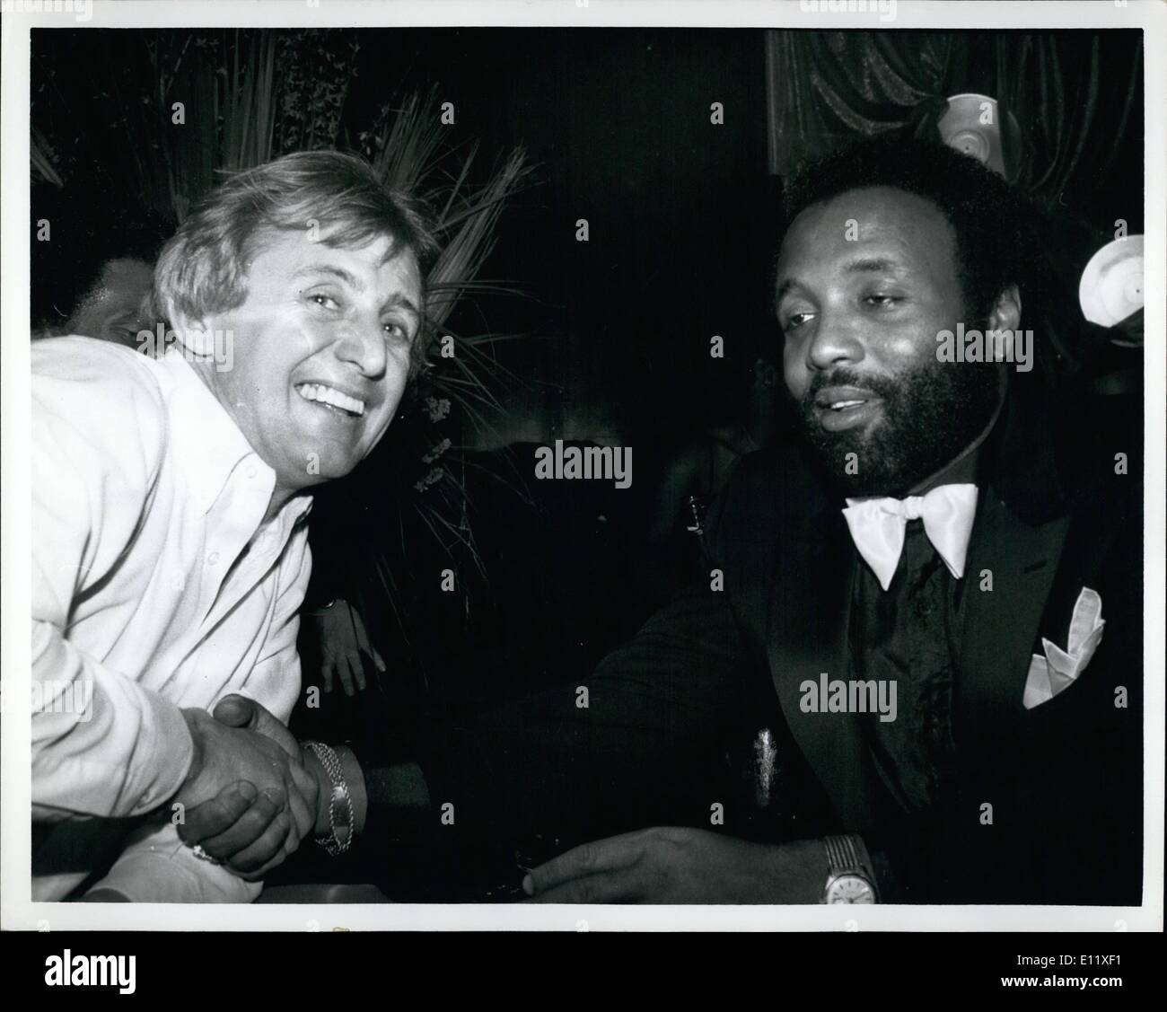 Grammy awards party bei magique disco -Fotos und -Bildmaterial in hoher ...