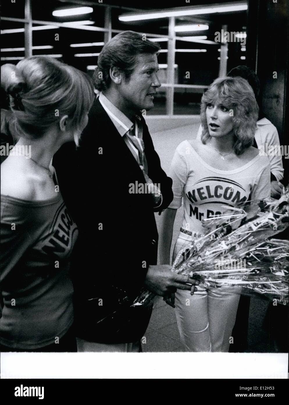 3. Januar 2012 - Roger Moore In Hamburg: '' James Bond'' alias Roger ...