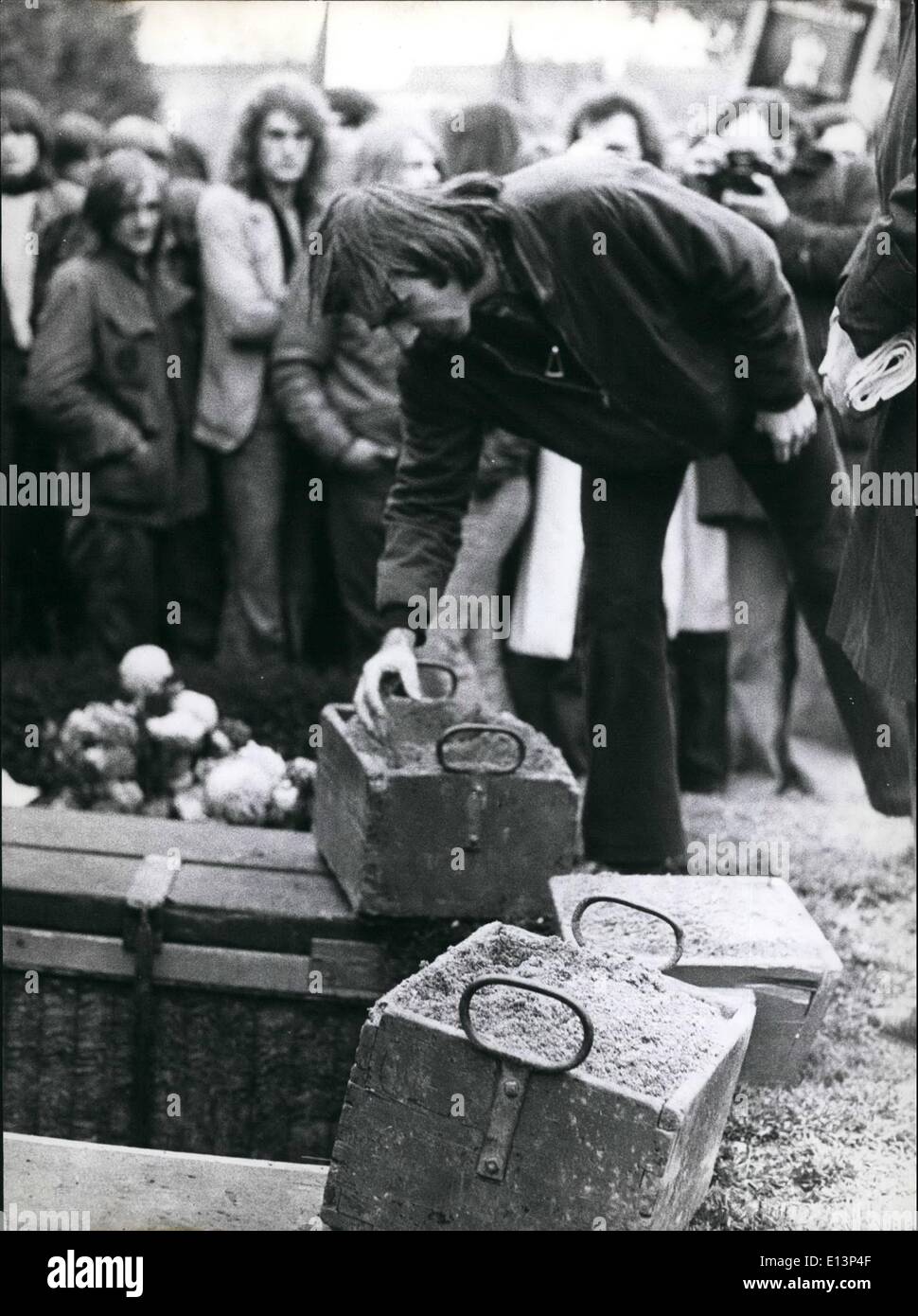 Holger meins begräbnis -Fotos und -Bildmaterial in hoher Auflösung – Alamy
