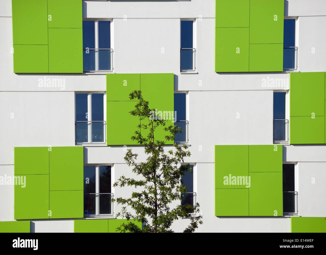 Fassaden grün deutschland -Fotos und -Bildmaterial in hoher Auflösung ...