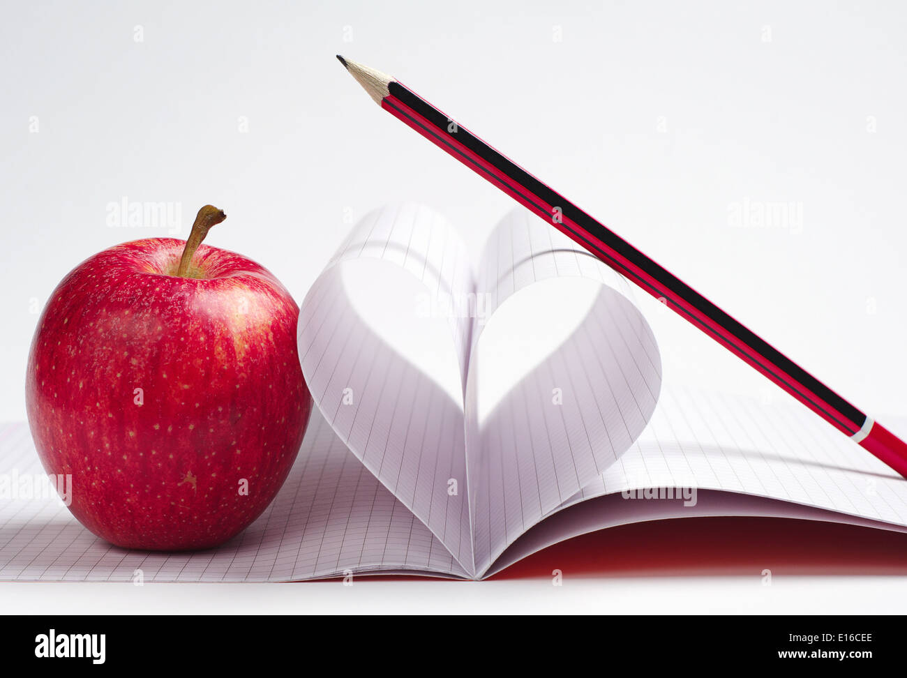 Schreibheft symbol -Fotos und -Bildmaterial in hoher Auflösung – Alamy