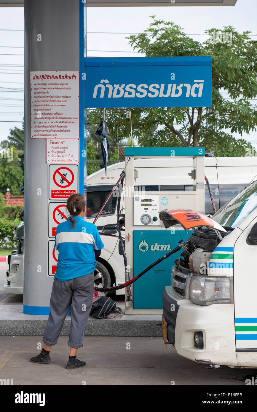 Tankstelle in thailand -Fotos und -Bildmaterial in hoher Auflösung – Alamy