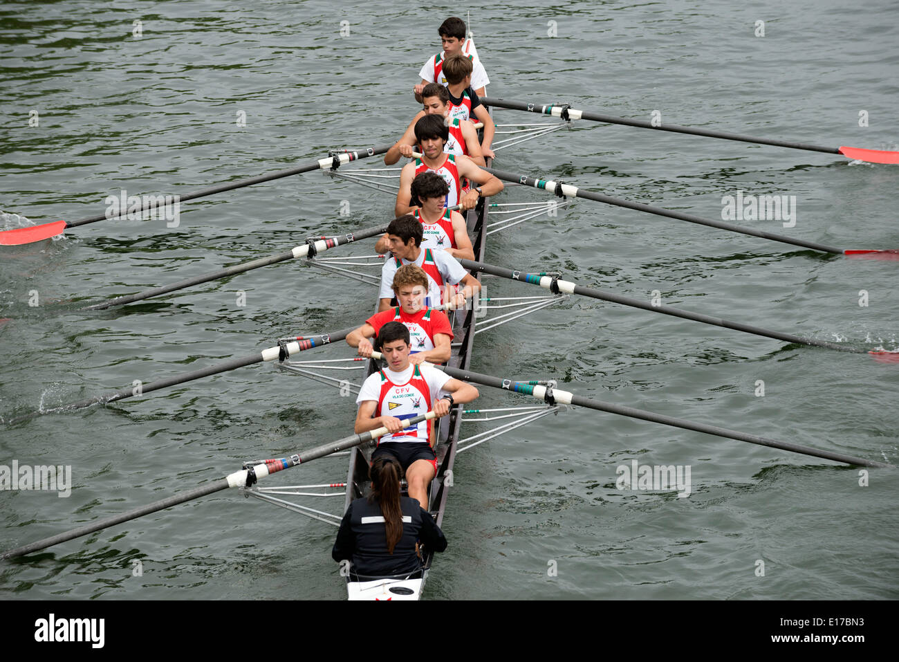 Mannschaft rudern -Fotos und -Bildmaterial in hoher Auflösung – Alamy