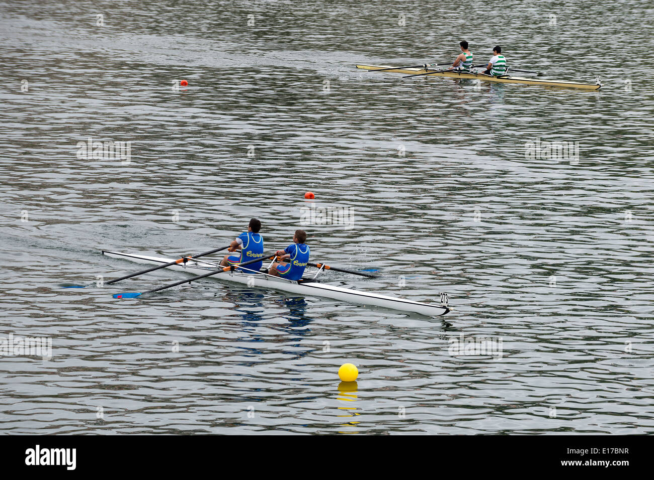 Sportler rudern -Fotos und -Bildmaterial in hoher Auflösung – Alamy