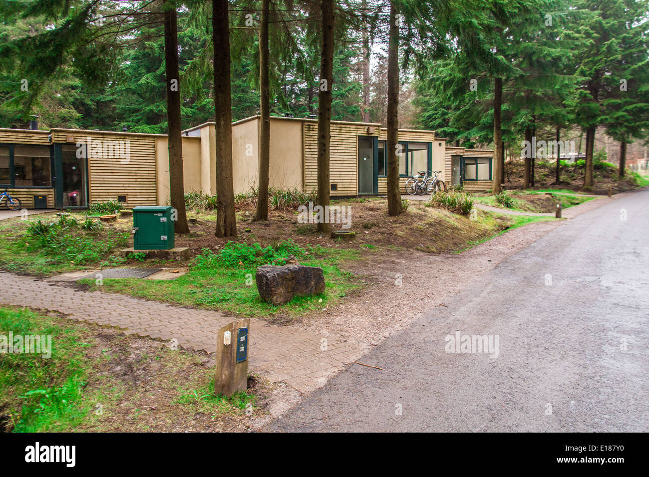 Lodges Center Parcs Longleat Wald Fotos Und Bildmaterial In Hoher