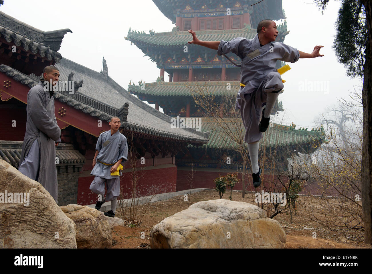 Shaolin temple monastery henan province -Fotos und -Bildmaterial in ...