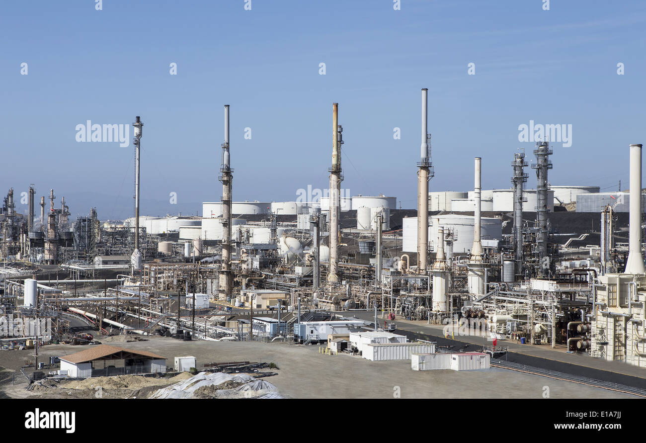 Petrolium raffinerie -Fotos und -Bildmaterial in hoher Auflösung – Alamy