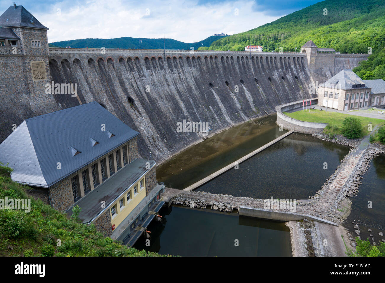 Lake eder dam -Fotos und -Bildmaterial in hoher Auflösung – Alamy