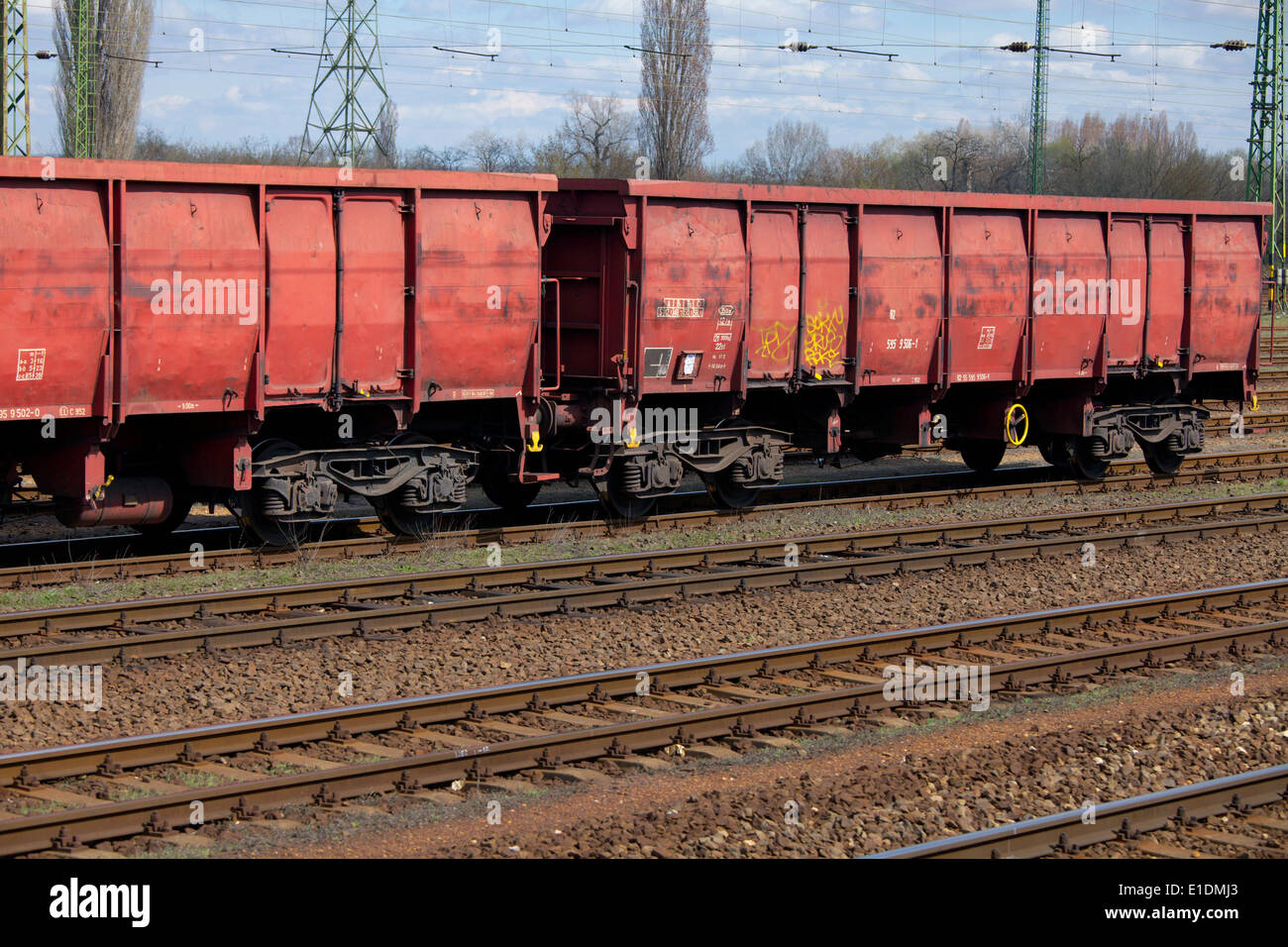 Wagon train blue -Fotos und -Bildmaterial in hoher Auflösung – Alamy