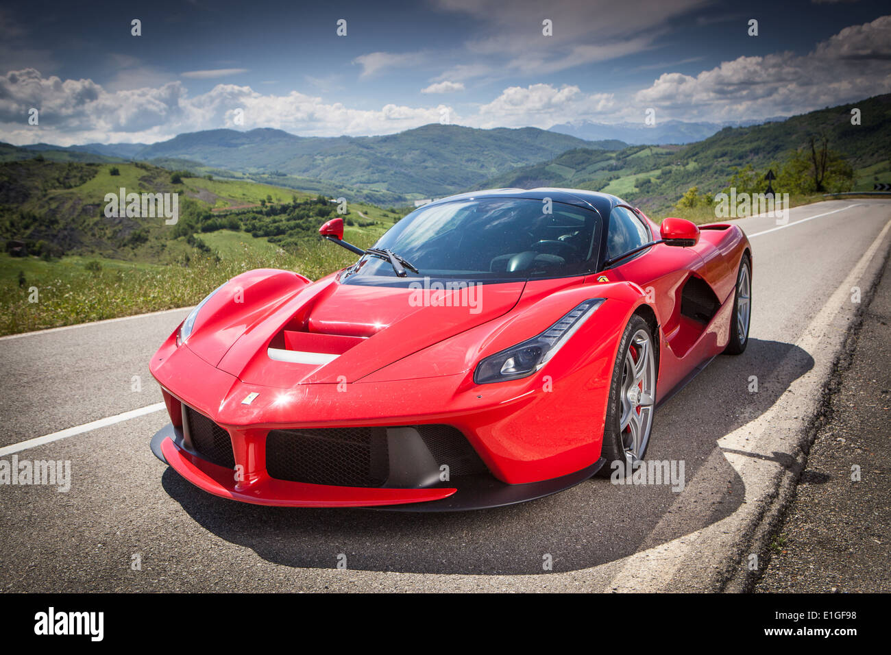 Luxus Ferrari Laferrari Hybrid Fotos