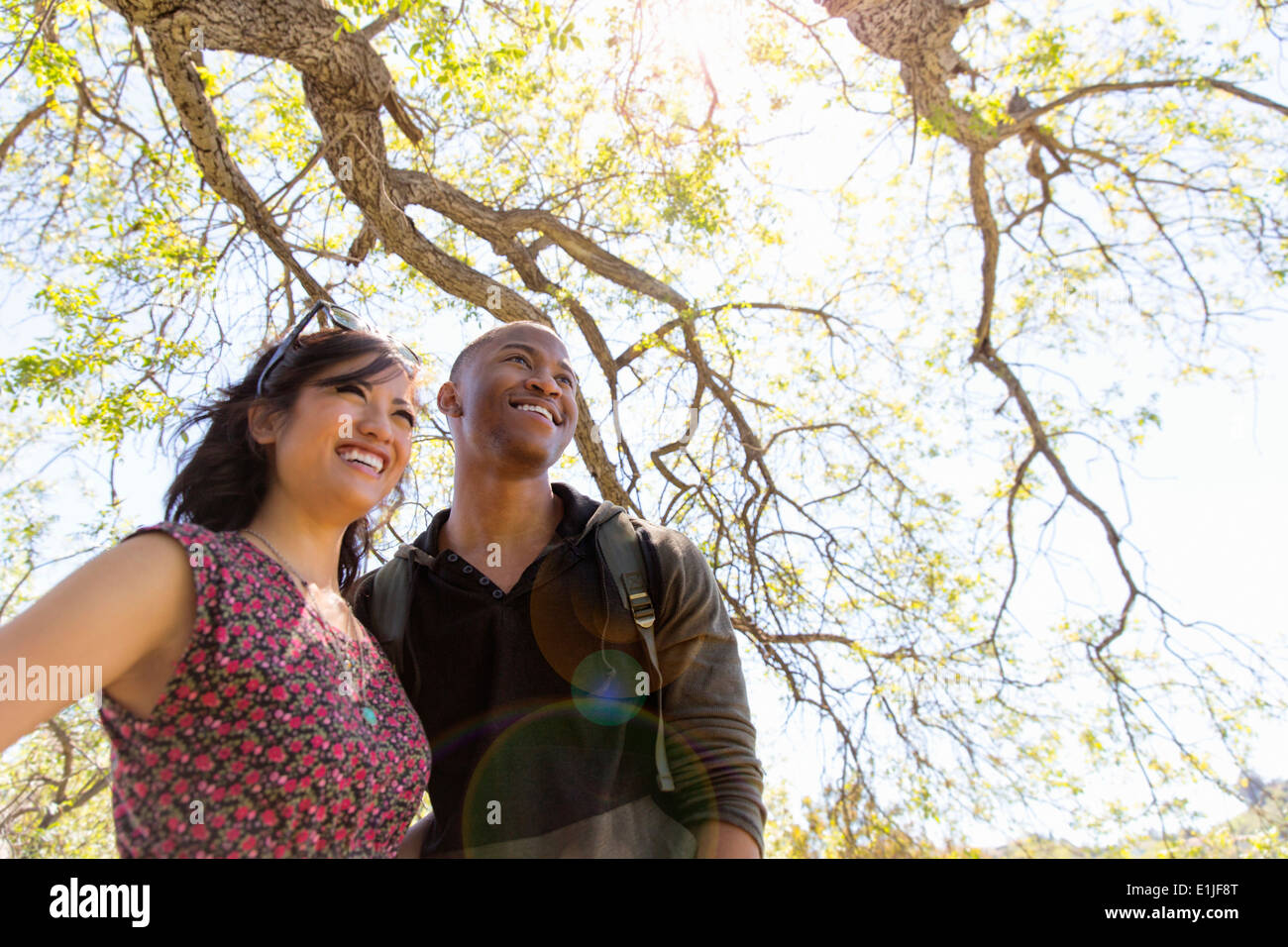 Romantisches paar -Fotos und -Bildmaterial in hoher Auflösung – Alamy
