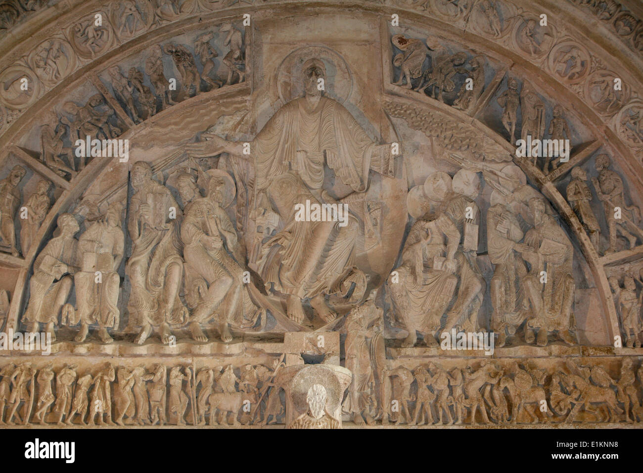 Vezelay Basilika Vorhalle Tympanon Stockfotografie - Alamy