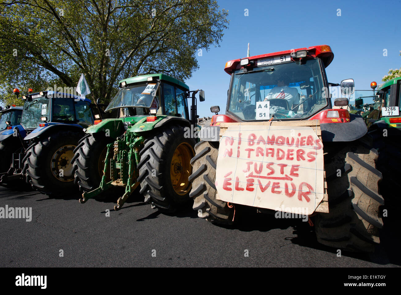 Bauernprotest paris -Fotos und -Bildmaterial in hoher Auflösung – Alamy