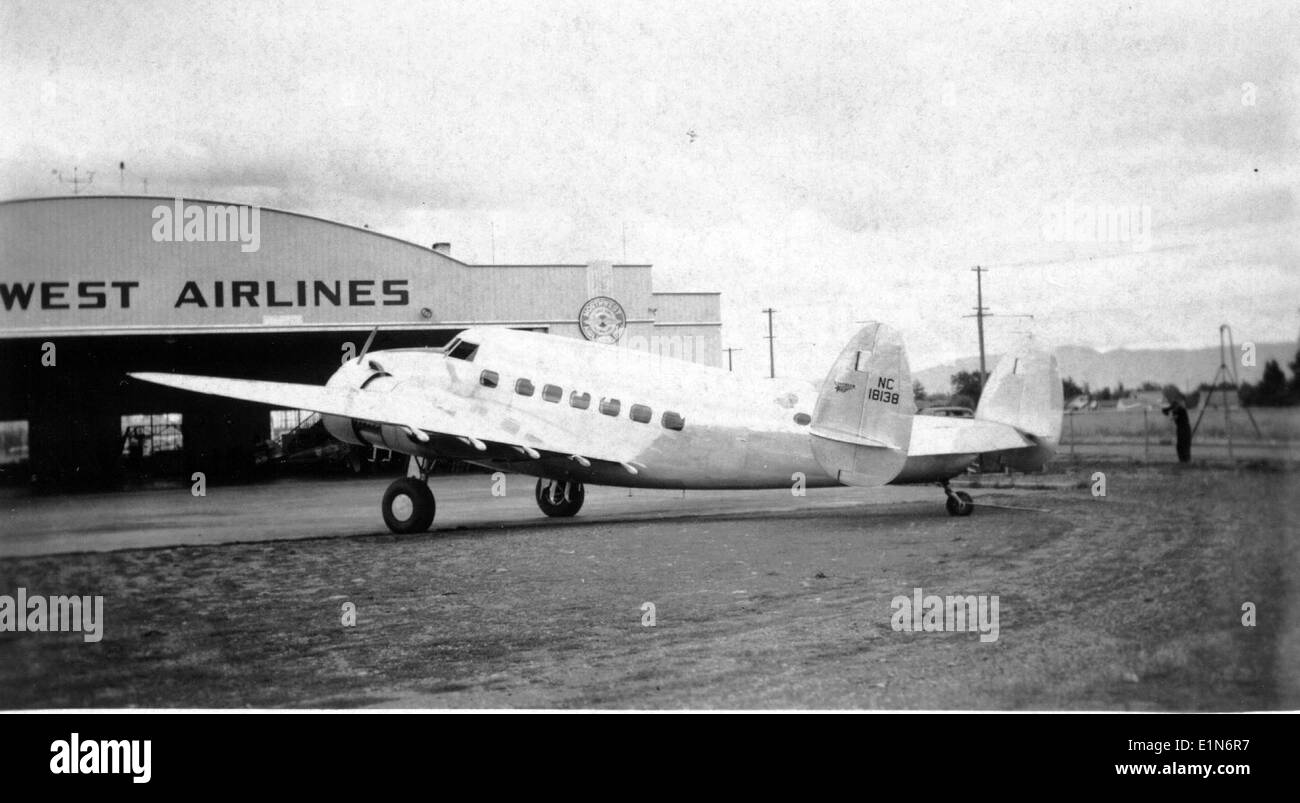 Lockheed 14 Super Electra Stockfotos und -bilder Kaufen - Alamy