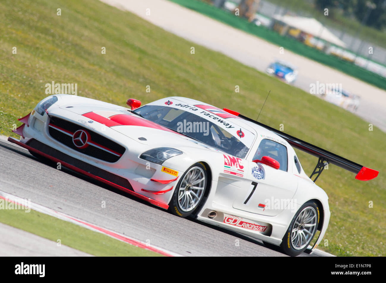 MERCEDES SLM AGM GT3 der GDL RACING Team, angetrieben von AMATI ...