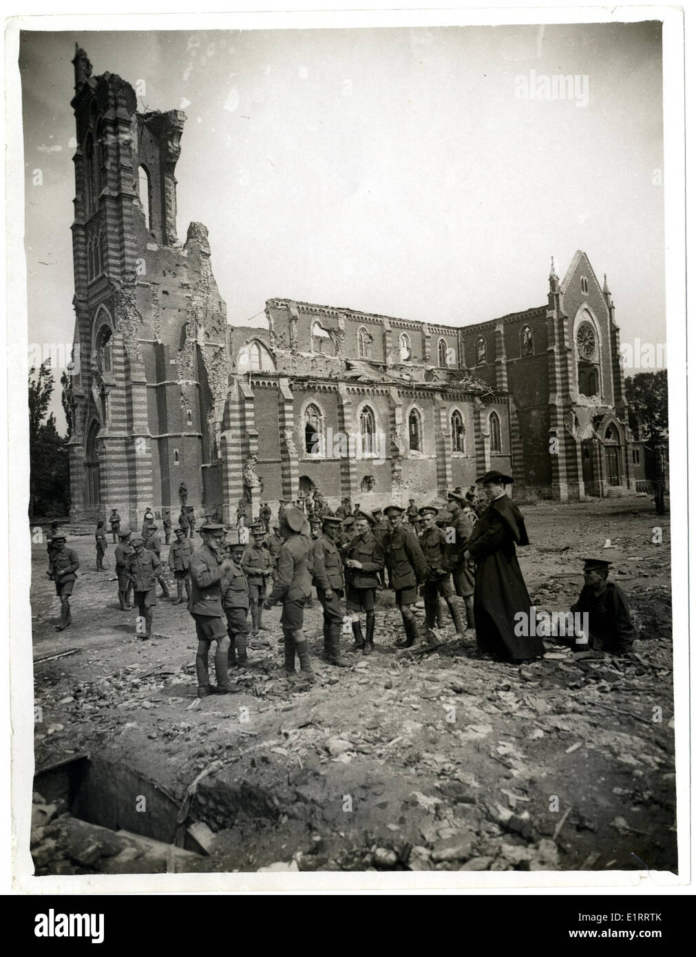 German chaplain ww1 -Fotos und -Bildmaterial in hoher Auflösung – Alamy