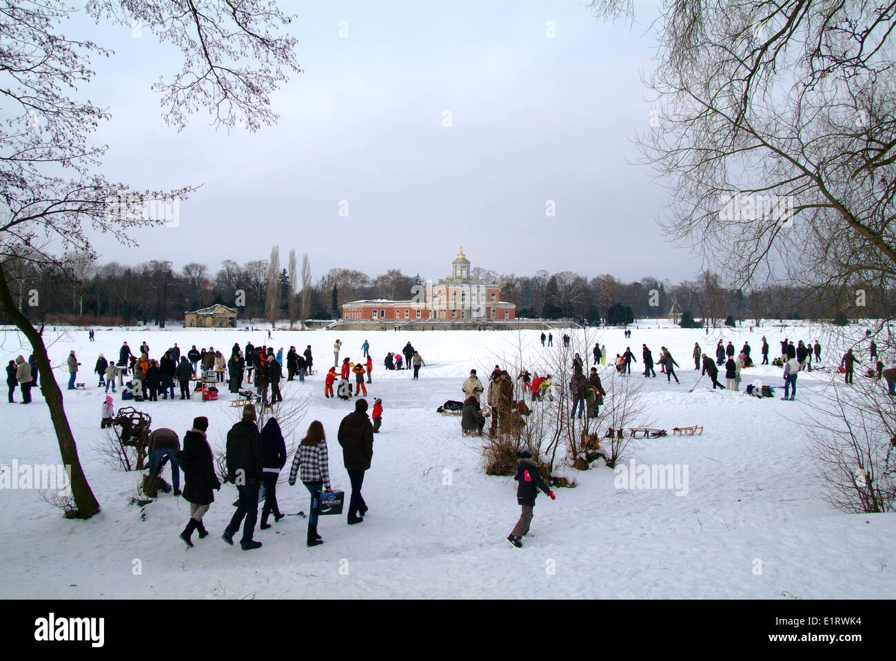 Winter in potsdam -Fotos und -Bildmaterial in hoher Auflösung – Alamy