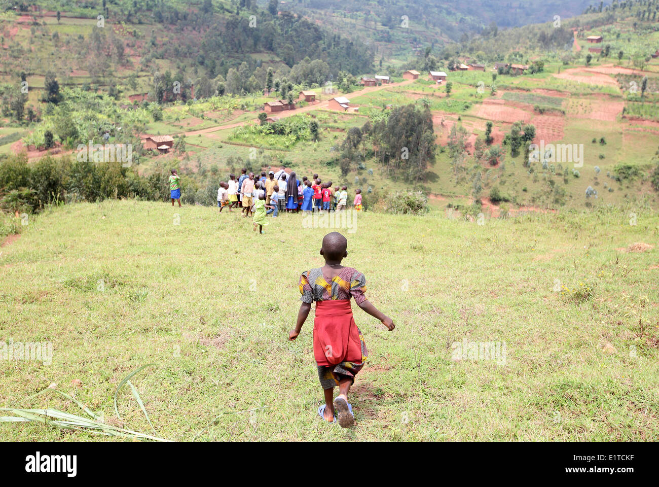 Dorfbewohner kinder -Fotos und -Bildmaterial in hoher Auflösung – Alamy
