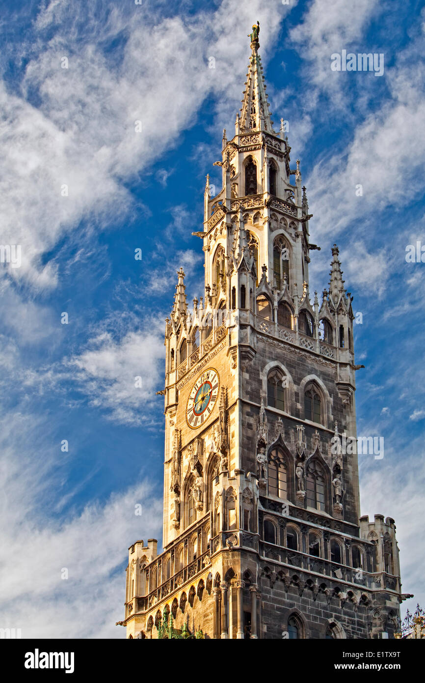 Der Main tower das Neues Rathaus (New City Hall) in den Marienplatz in ...
