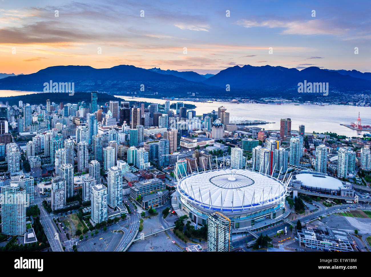 General motors place -Fotos und -Bildmaterial in hoher Auflösung – Alamy