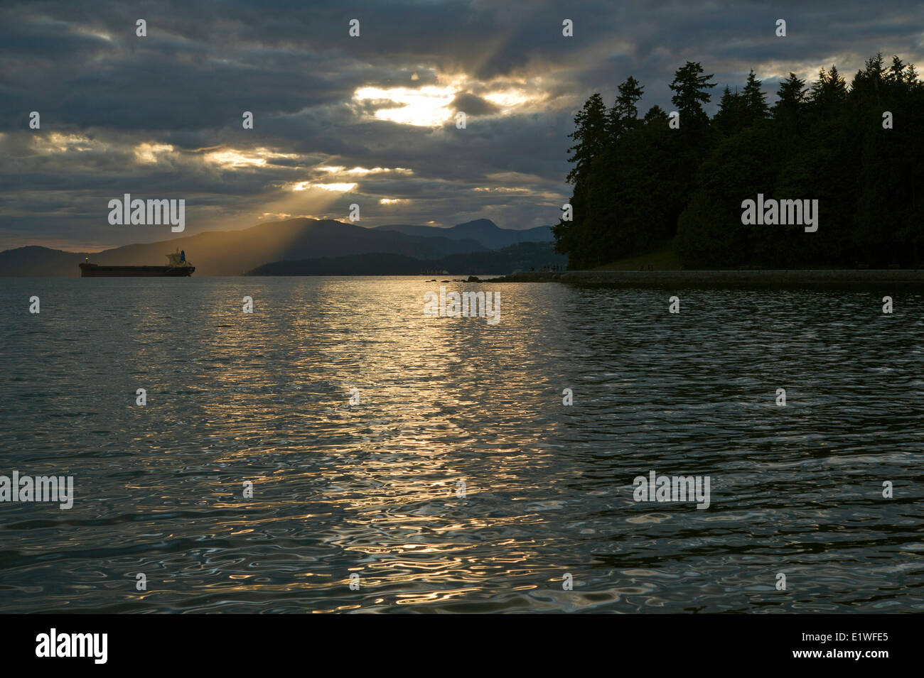 Burrard inlet tankers -Fotos und -Bildmaterial in hoher Auflösung – Alamy