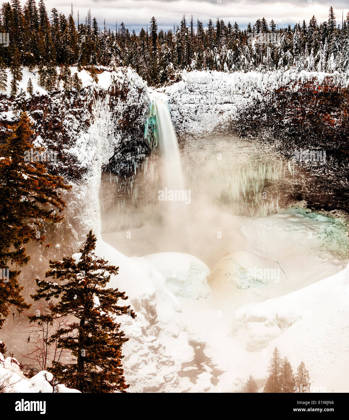 Helmcken Falls, Wells Gray Provincial Park BC Stockfotografie - Alamy