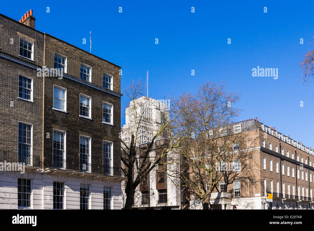 Russel square -Fotos und -Bildmaterial in hoher Auflösung – Alamy