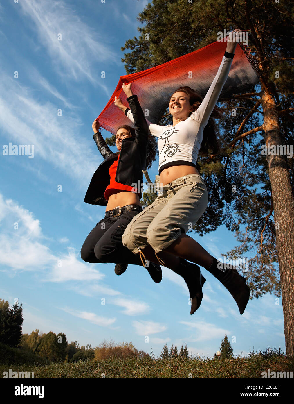 Hochsprung damen -Fotos und -Bildmaterial in hoher Auflösung – Alamy