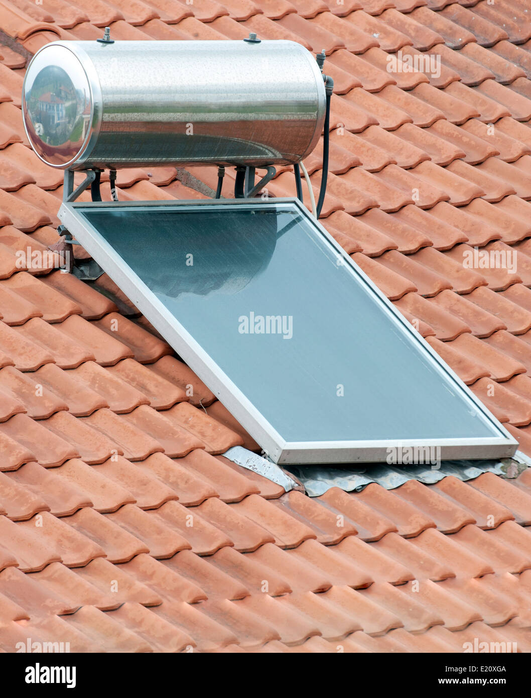 Solarwasser panel -Fotos und -Bildmaterial in hoher Auflösung – Alamy