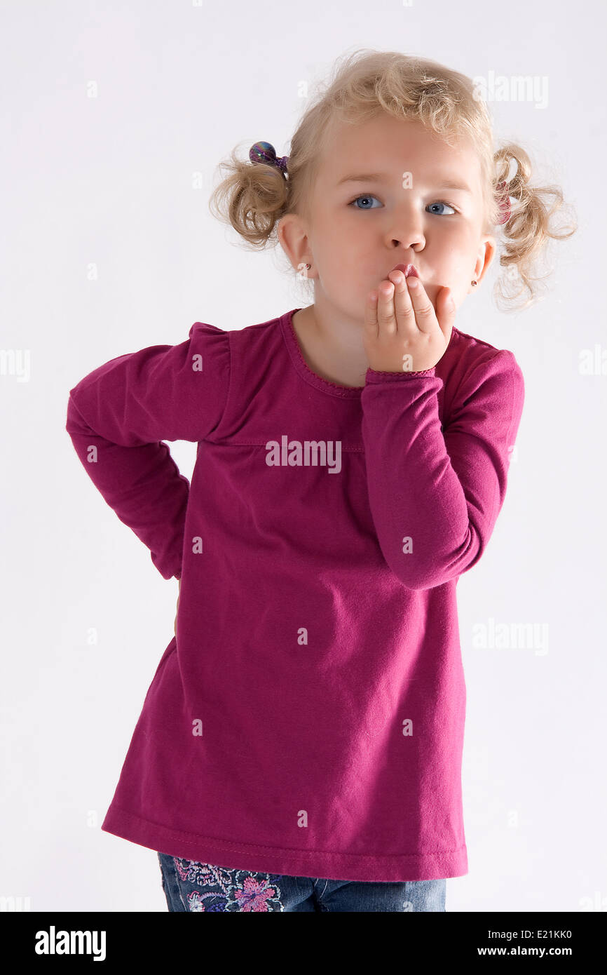 Handkuss girl -Fotos und -Bildmaterial in hoher Auflösung – Alamy