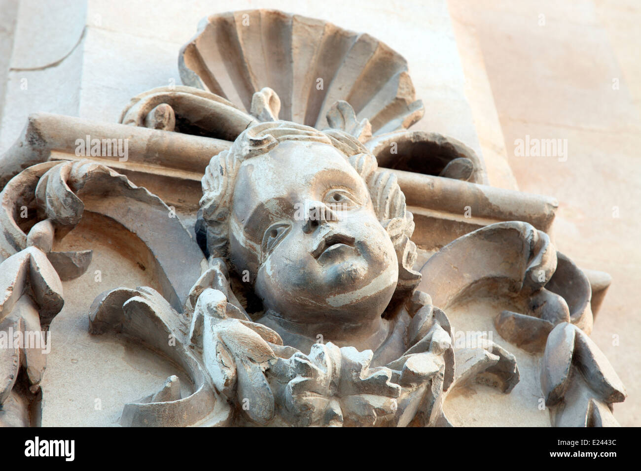 Cherubs baroque -Fotos und -Bildmaterial in hoher Auflösung – Alamy