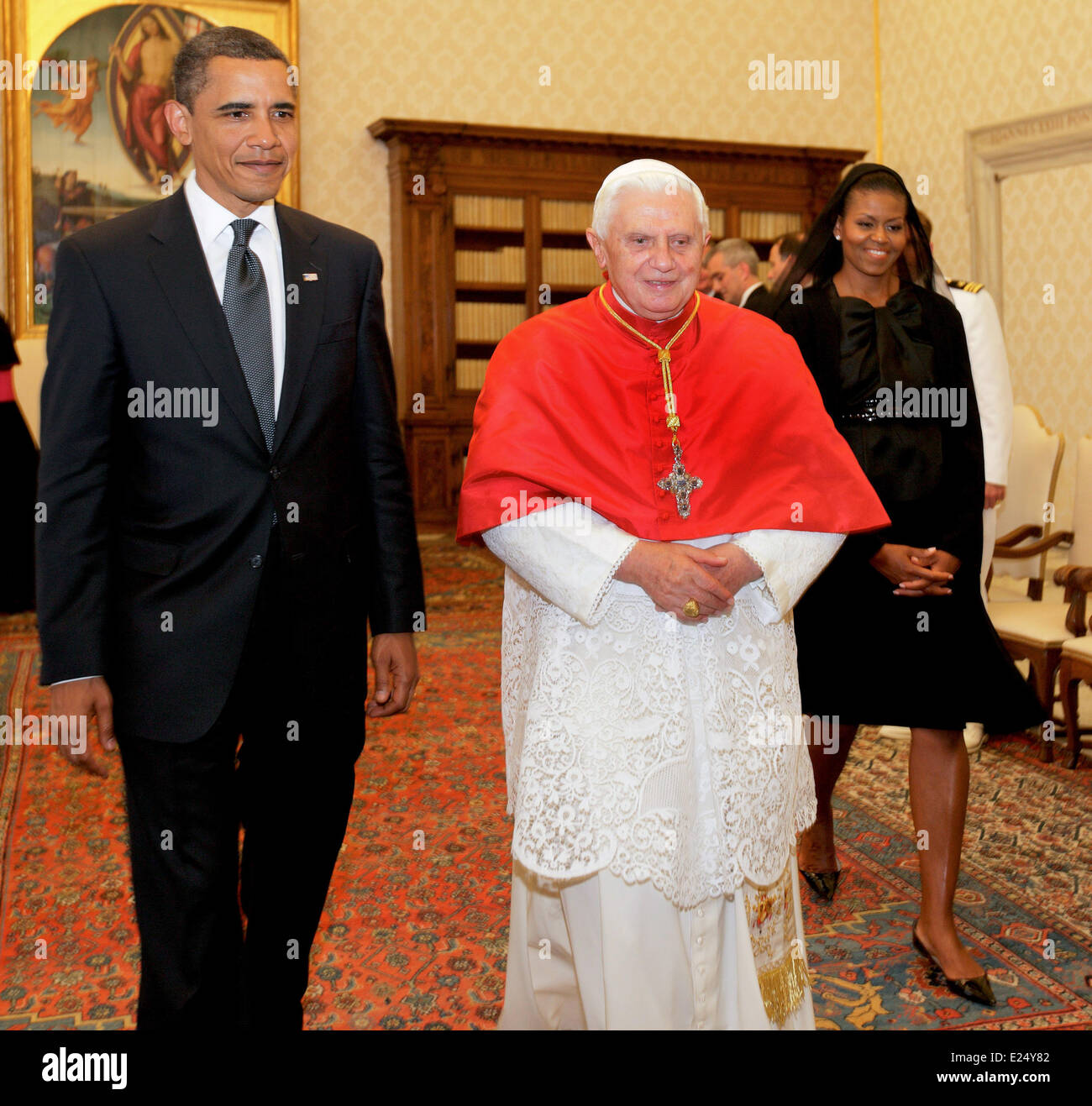 Pope Benedict XVI Meets U. S. President Barack Obama und First Lady ...