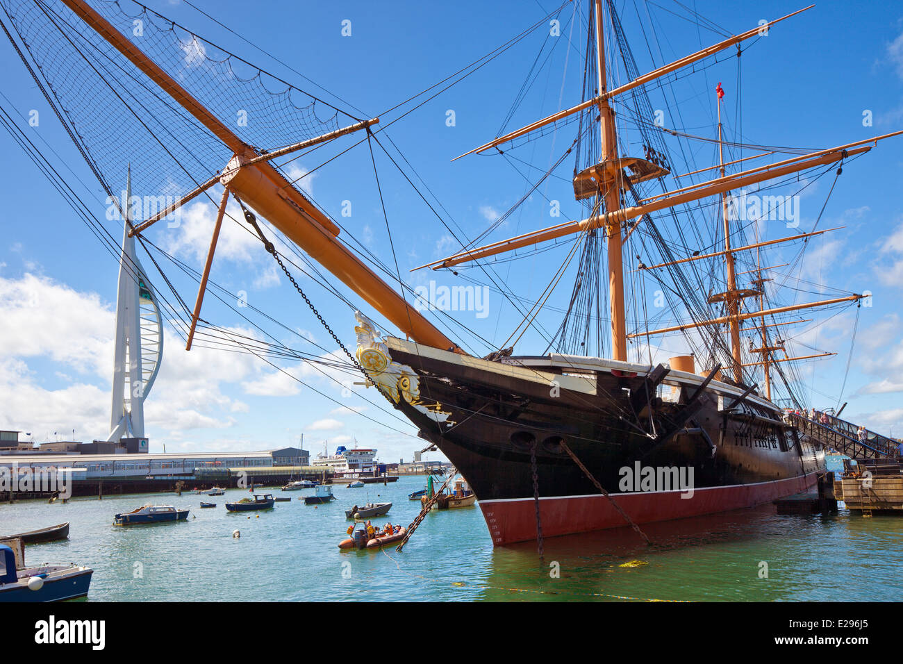 Hms schiff -Fotos und -Bildmaterial in hoher Auflösung – Alamy
