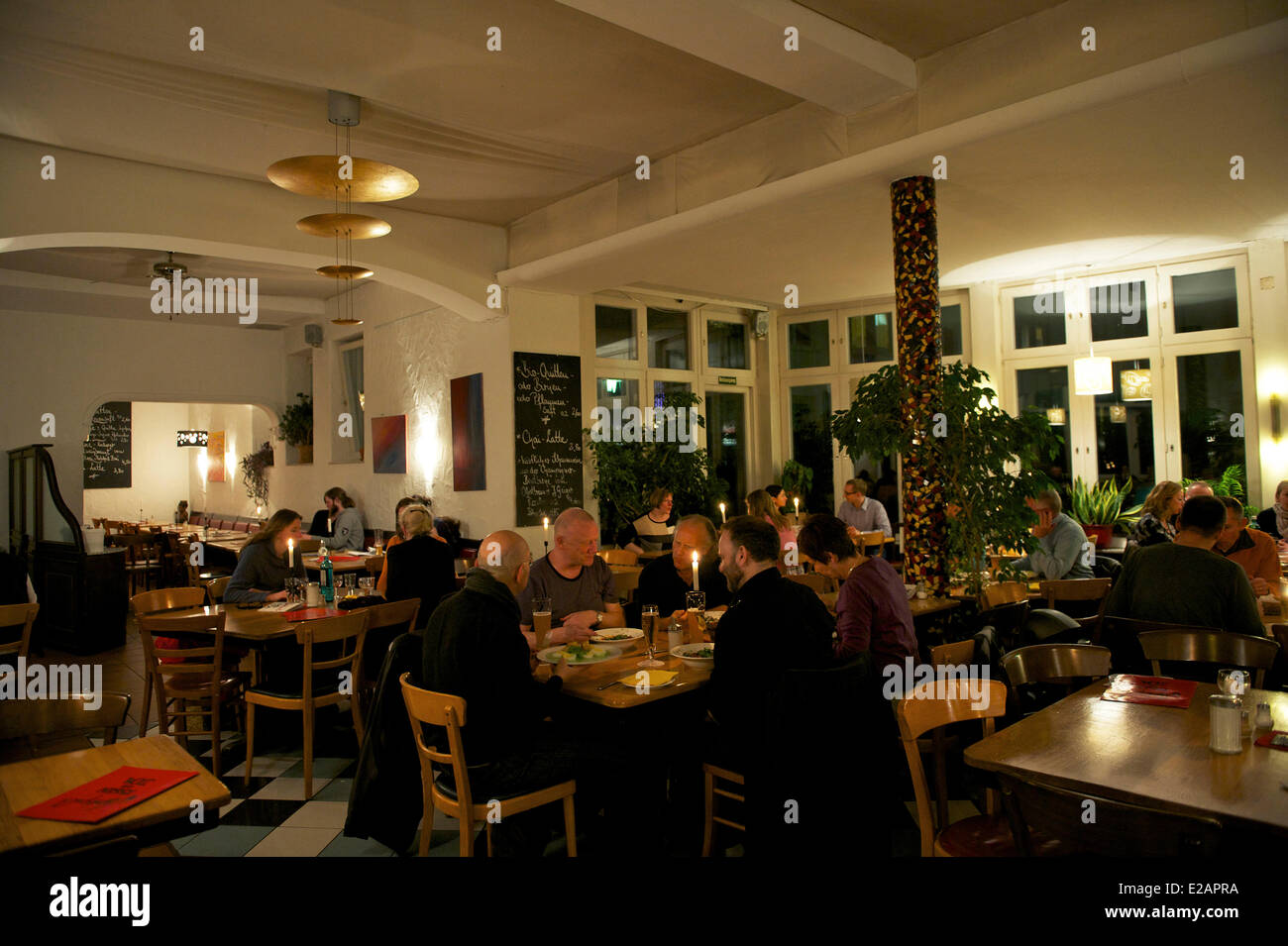 Frankfurt cafe -Fotos und -Bildmaterial in hoher Auflösung – Alamy