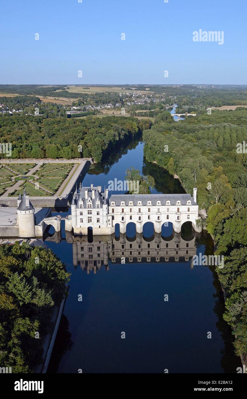 Frankreich, Indre et Loire, Loire-Schlösser, Chenonceau, Chateau de Chenonceau erbaut am Fluss ...