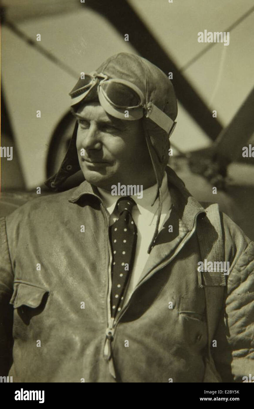 Ernst udet with his plane -Fotos und -Bildmaterial in hoher Auflösung ...