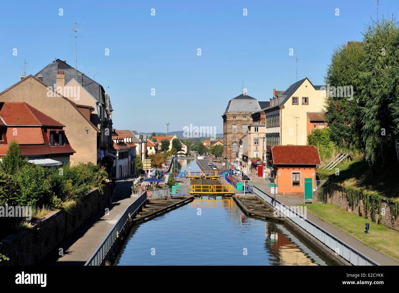 Frankreich-Bas-Rhin-Saverne Kanal vom Fluss Marne, der Rhein die Sperre ...