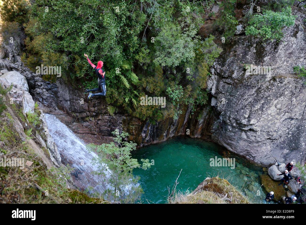 Corse du Sud Frankreich Alta Rocca Bavella Canyoning in den Stream ...