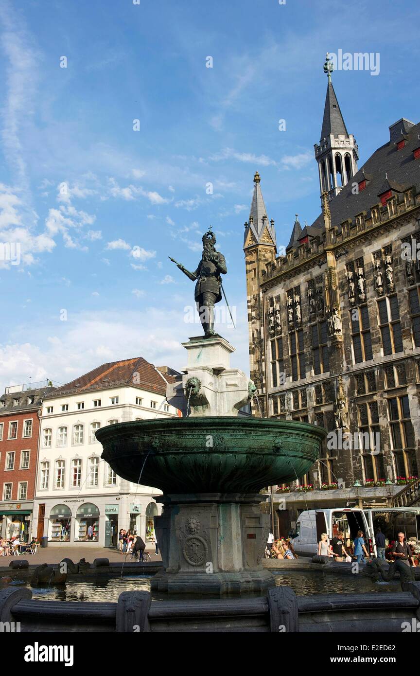 Deutschland Nord Rhein Westfalen Aachen Markt dekoriert die Markt ...