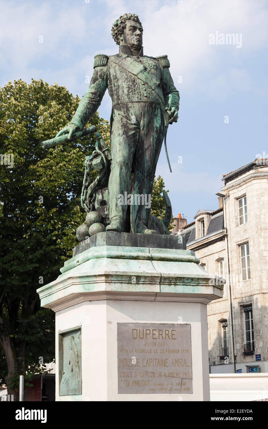 Frankreich, Charente Maritime, La Rochelle, Statue von Duperre erster ...