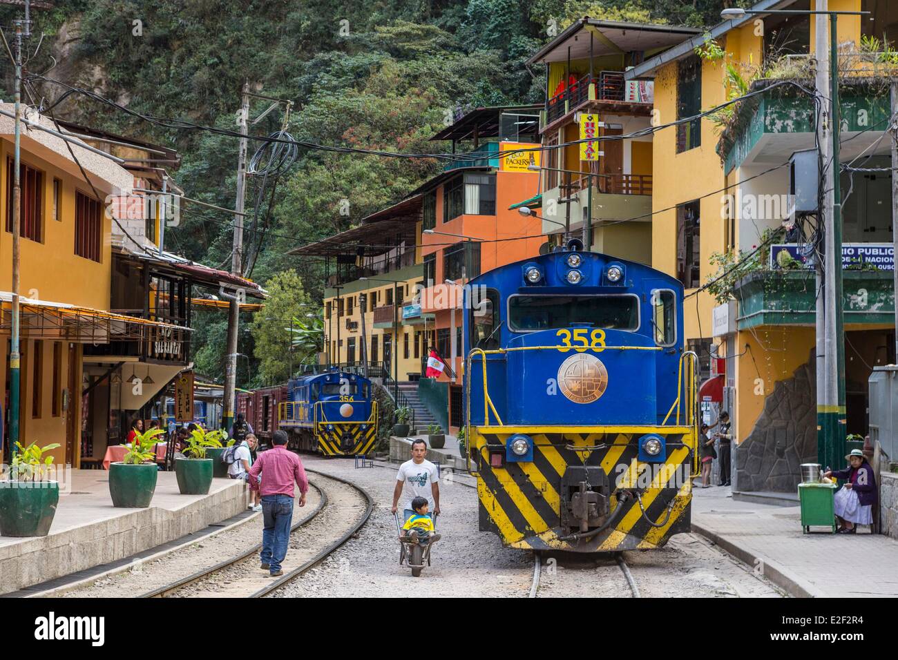 Peru, Cuzco Provinz, das Heilige Tal der Inkas, Dorf Aguas Calientes am ...