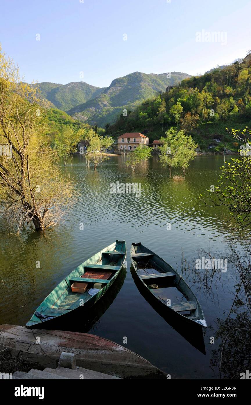 Montenegro-Nationalpark Skadarsko Jezero (Skadar See) Rijeka Crnojevica ...
