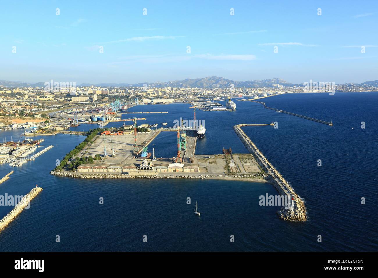 Lestaque marseille france -Fotos und -Bildmaterial in hoher Auflösung ...