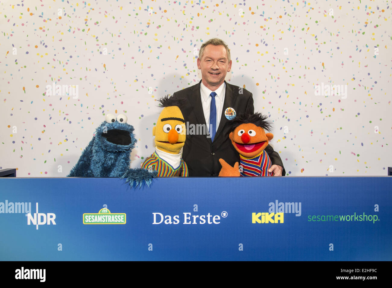 Kruemelmonster aka Krümelmonster, Bert, Lutz Marmor, Erni feiert den 40 ...