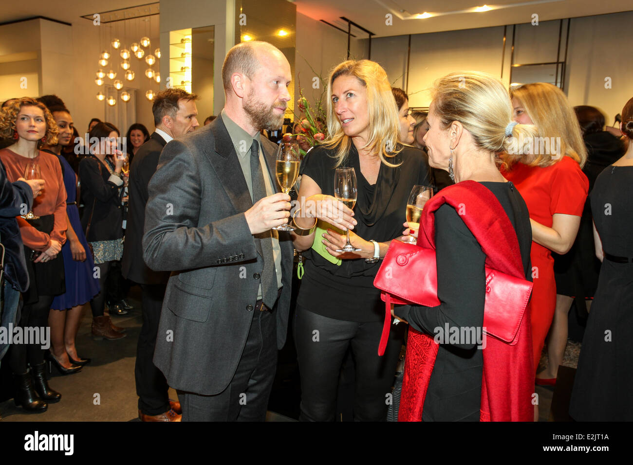 Daniel Wingate und Susanne Schaefer und Andrea L'Arronge bei Escada und ...