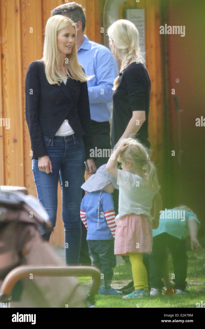 Claudia Schiffer besucht ihre Schwester Ann-Carolin, die Betreuung ...