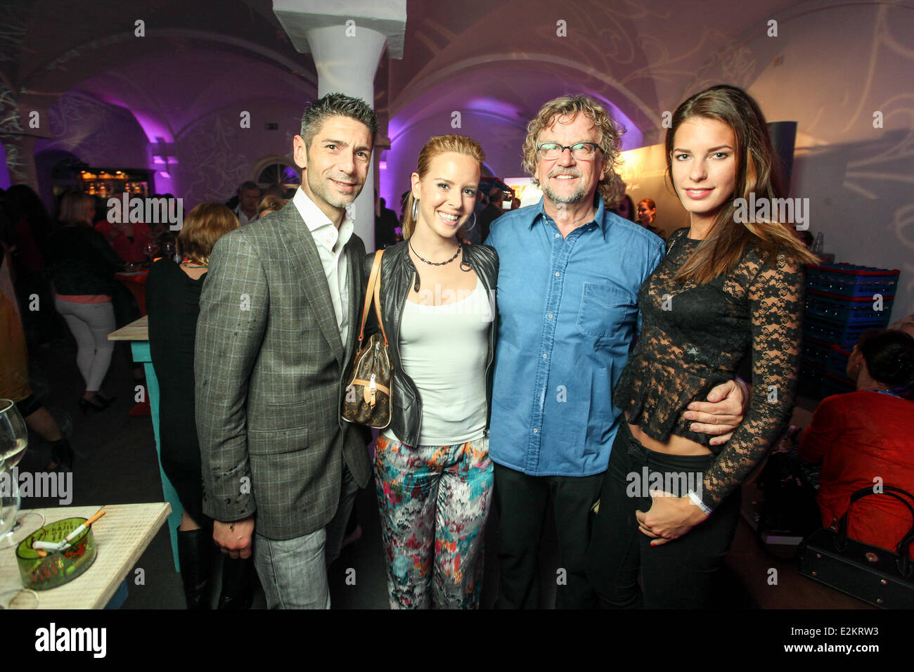 Marcus Weiß und Isabel Edvardsson und Martin Krug und Julia Trainer bei ...