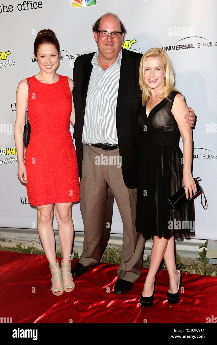 Angela kinsey and ellie kemper -Fotos und -Bildmaterial in hoher ...